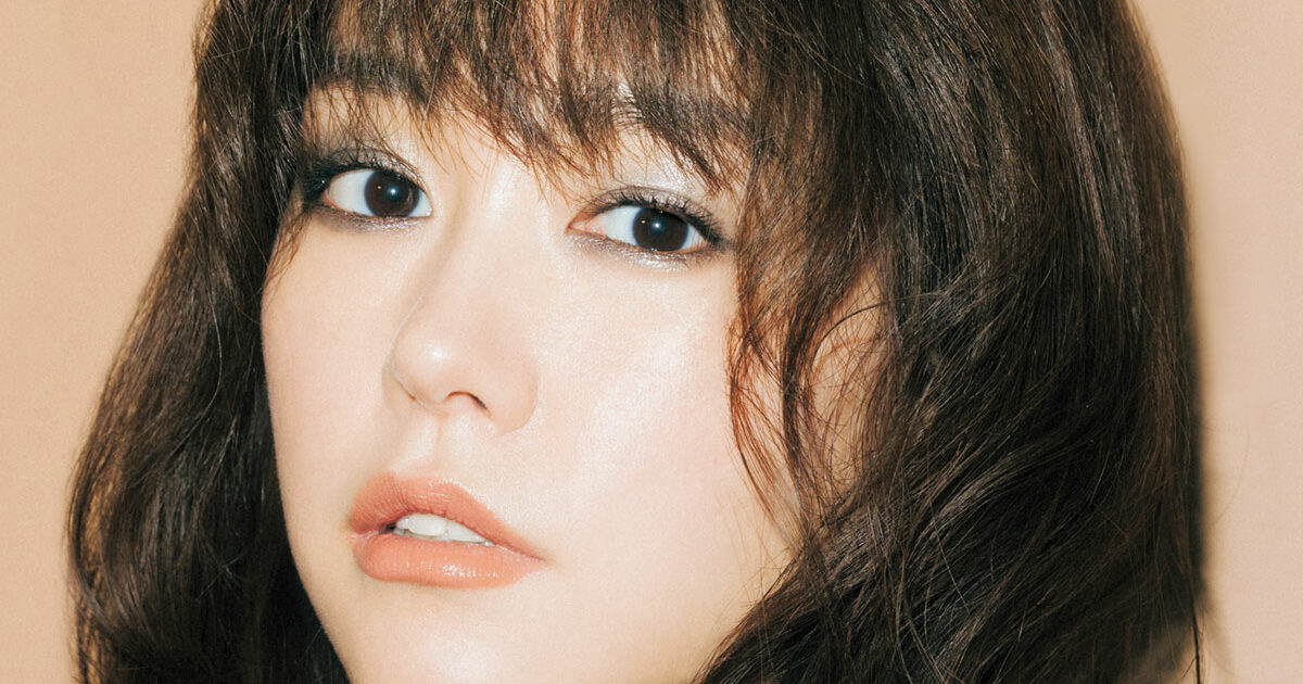 桐谷美玲が気になる日本未発売コスメでメイクアップ。今月はgucci【桐谷美玲の日本未発売コスメメイク】|美容メディアvoce(ヴォーチェ)