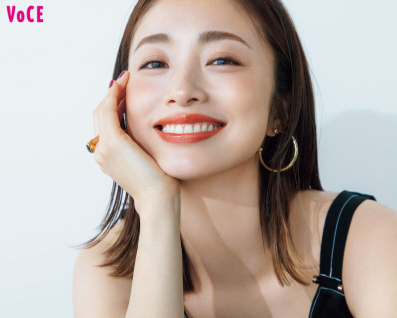 【上戸彩】みずみずしさの秘密｜美容メディアVOCE（ヴォーチェ）